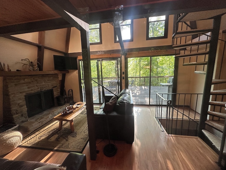 Treetops Lodge - Private Mountain Home In Mt. Mitchell Golf Community - North Carolina