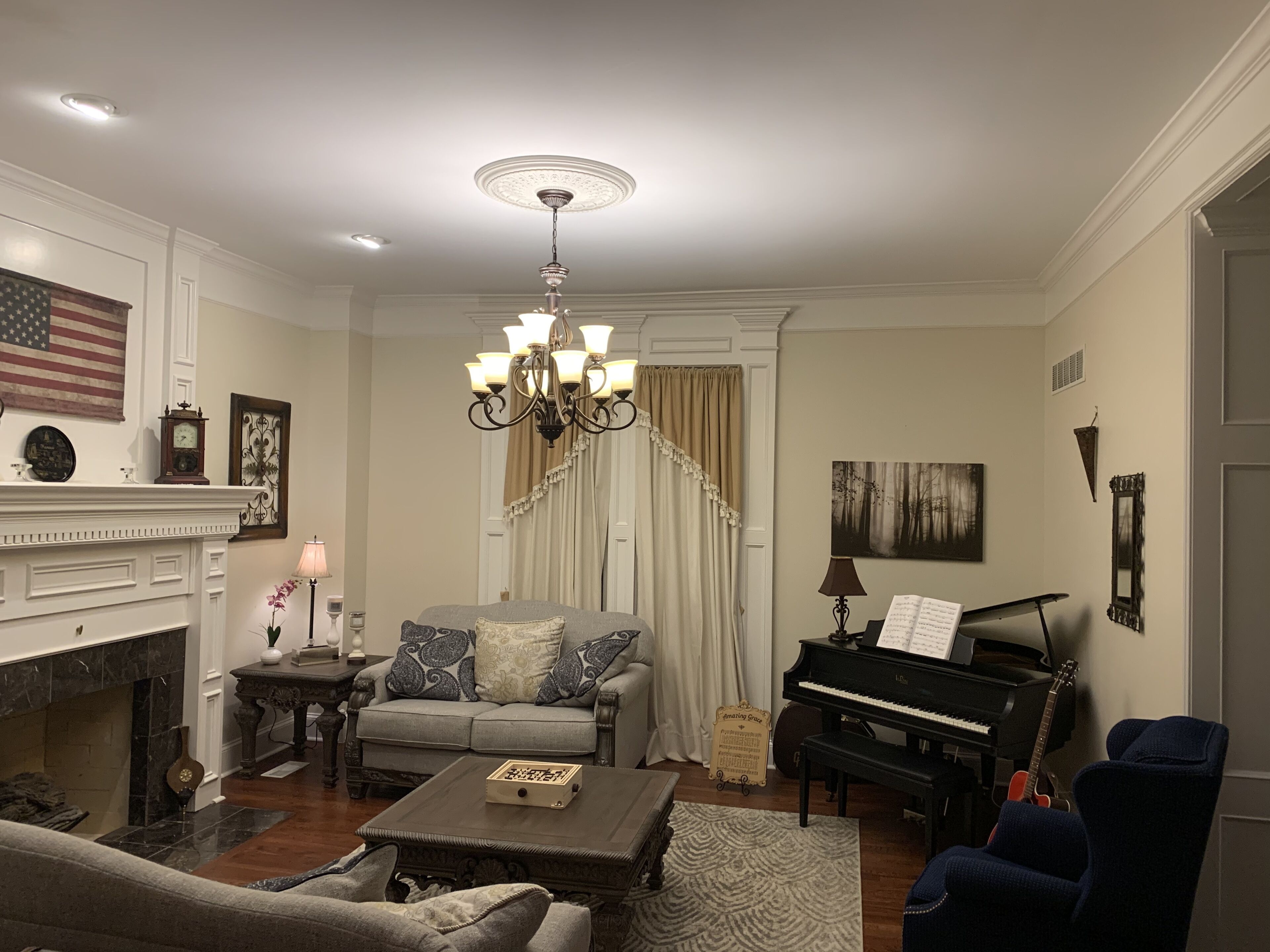 Completely Restored 1885 Queen Ann Style Home Located Next To The Temple Lot. - Independence, MO