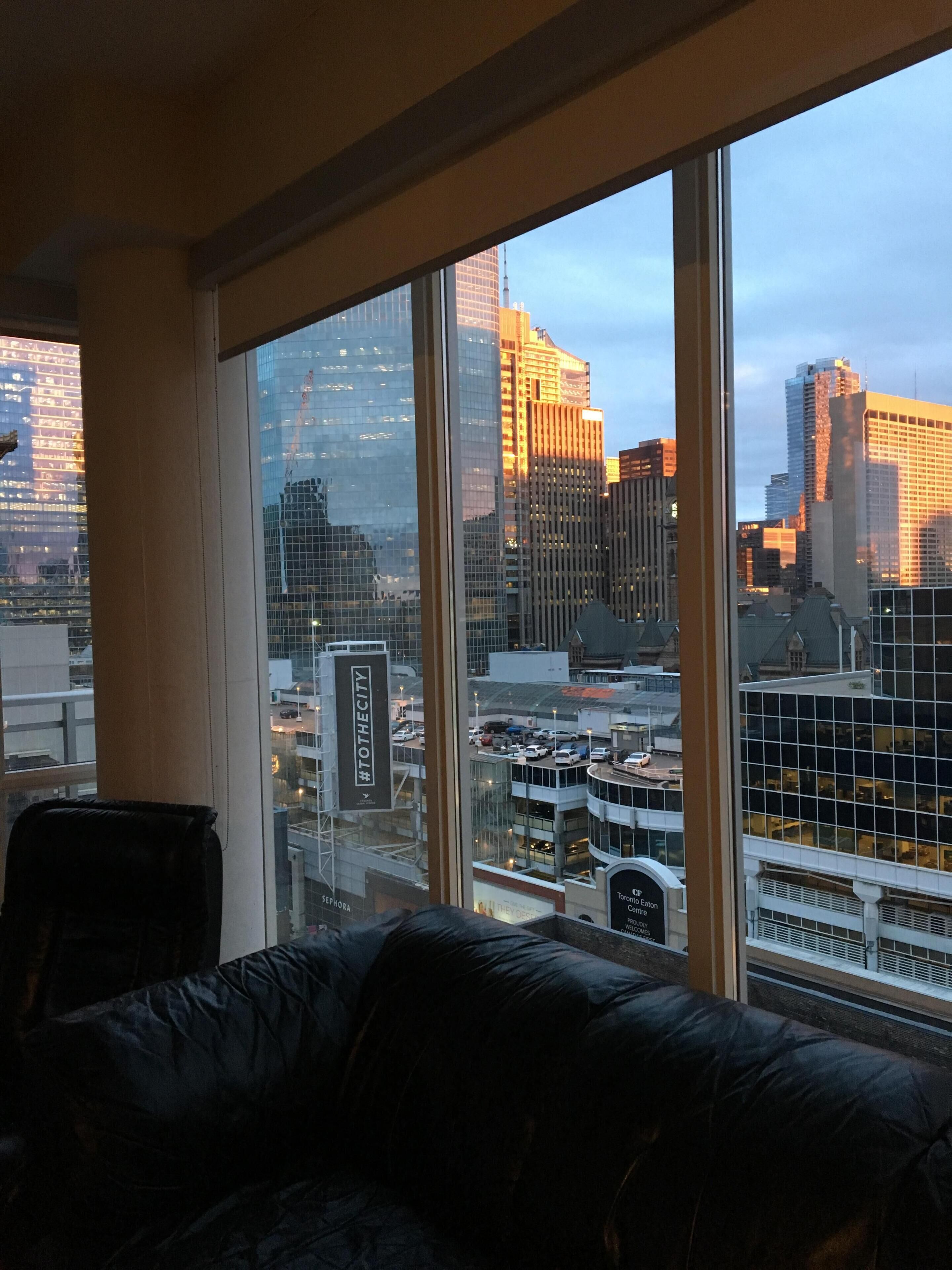 In The Heart Of Downtown Toronto - Toronto