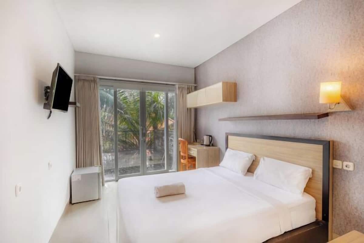 Escrivaninha, espaço de trabalho para notebook, Wi-Fi de cortesia