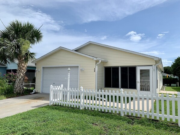 Beautifully updated and close to everything! - The Villages | Vrbo