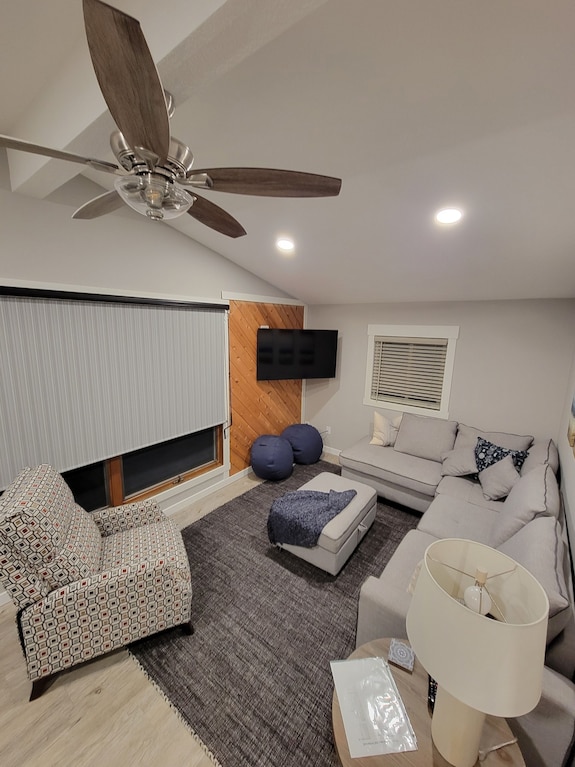 Relax And Be Glad At The Lake!\n\n - Interstate State Park, Taylors Falls