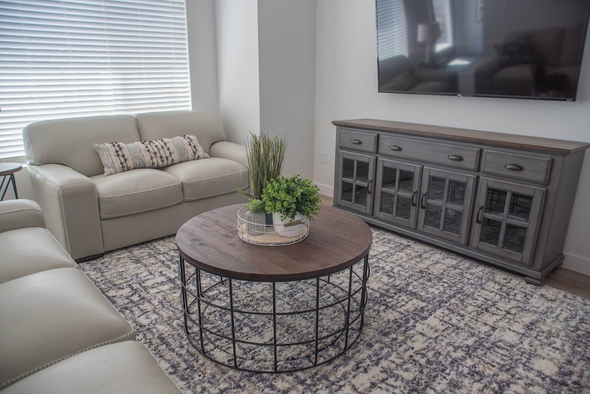 Modern Urban Townhouse With High Speed Internet - Farmington, UT