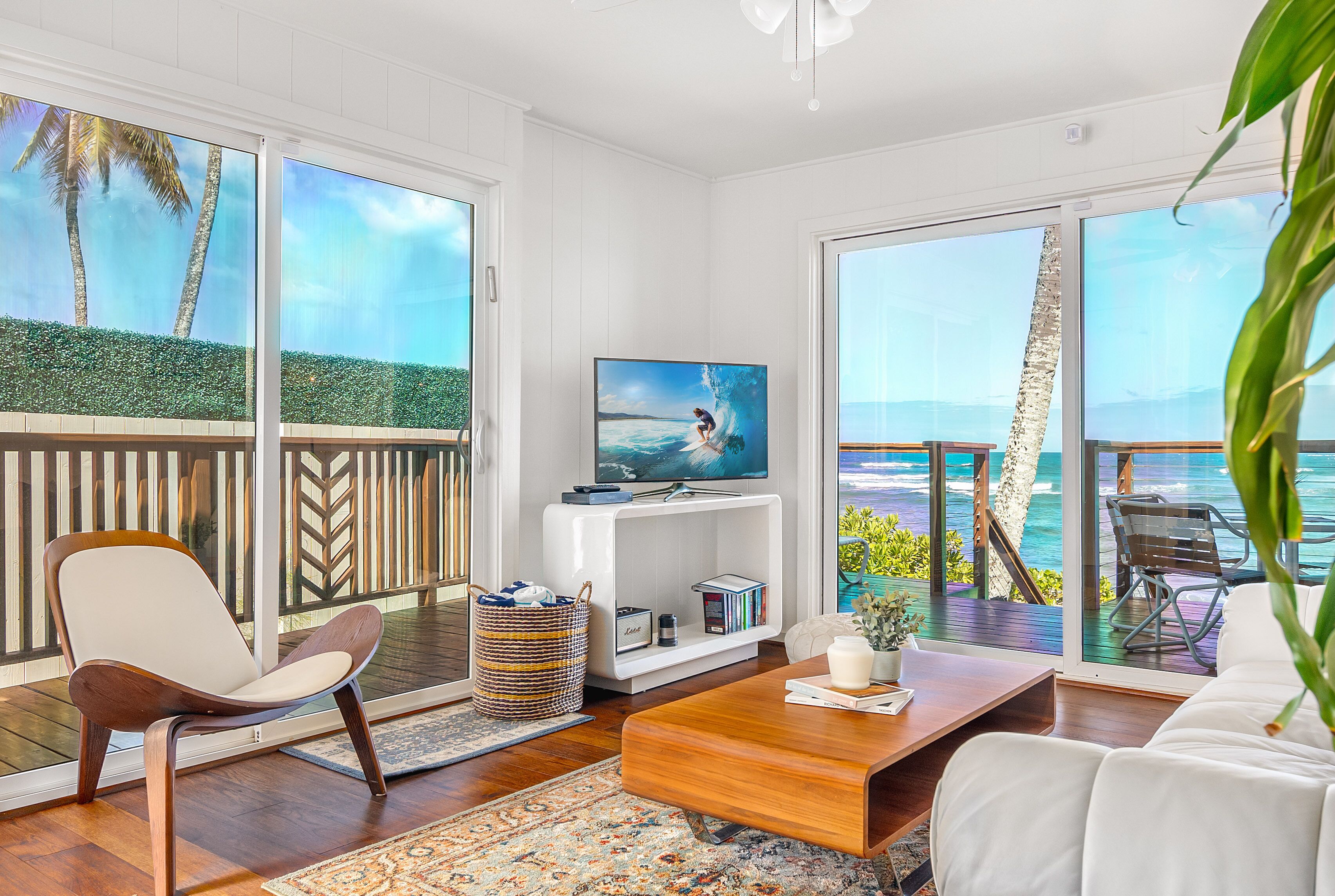 Haleiwa Waterfront House - Haleiwa, HI