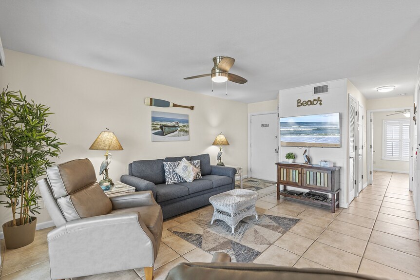 Wake Up To The Atlantic Ocean In This Florida Beach Getaway For Four! - New Smyrna Beach, FL