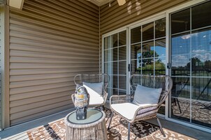 Condo, 2 quartos | Sacada