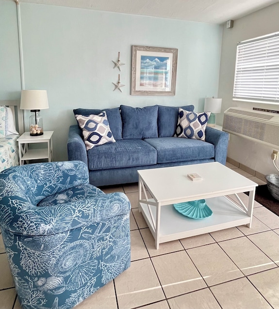 Beachside Unit 36 - Key Colony - Florida Keys