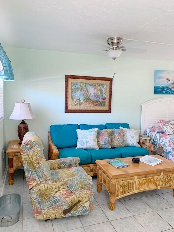 Beachside Unit 23 - Key Colony - Florida Keys