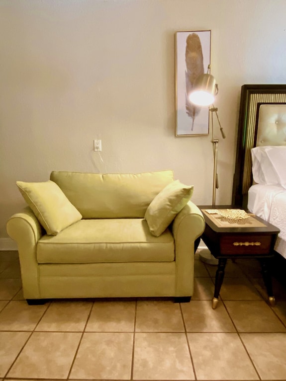 Condo In Gulf Waterfront Resort - Clearwater & Honeymoon Beach, Free Bikes - Lake Tarpon, FL