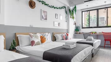 Quarto conforto | Individualmente decorados, escrivaninha, quartos à prova de som