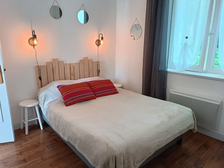 Cozy Renovated Cottage Near Nantes Canal With Private Garden And Bikes - Blain