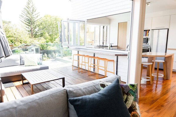 TV 20 polegadas com canais a cabo