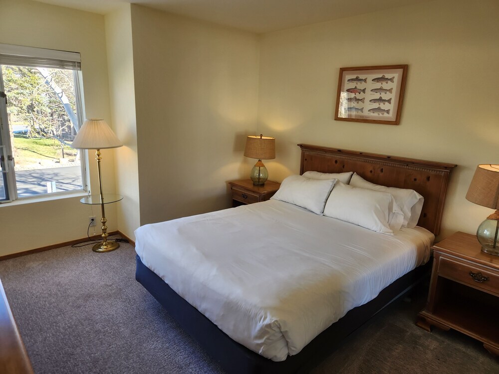 Snowcreek Resort Vacation Rental #606 - Mammoth Lakes