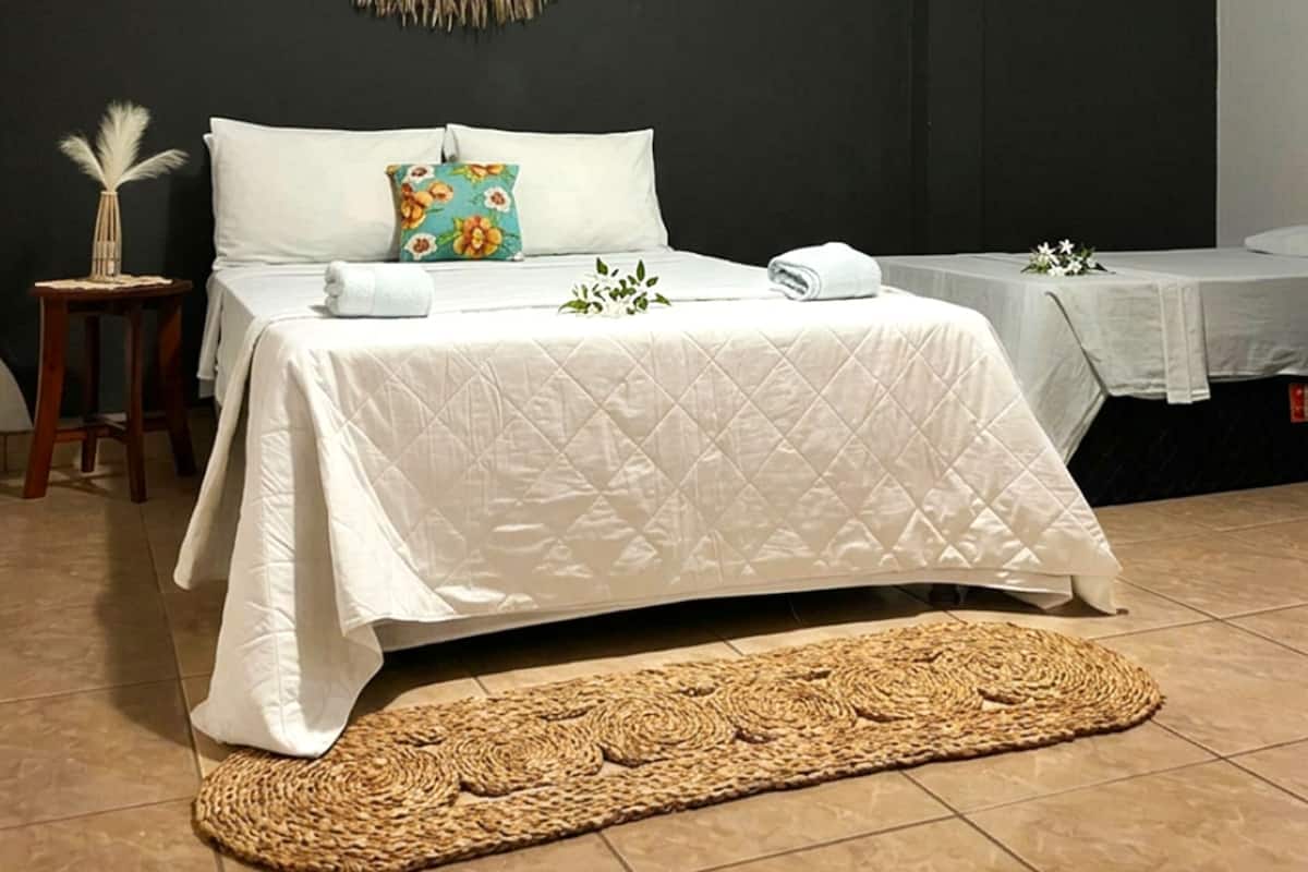 Quarto Familiar (Sextuplo) | Minibar, roupa de cama fornecida