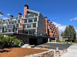 Condo, 2 quartos | Fachada