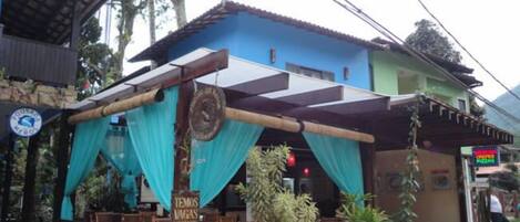 Fachada da propriedade