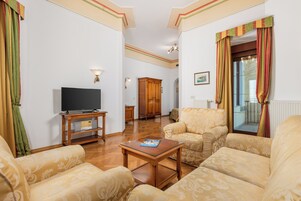 Quarto grand | Roupas de cama antialérgicas, frigobar, cofres nos quartos