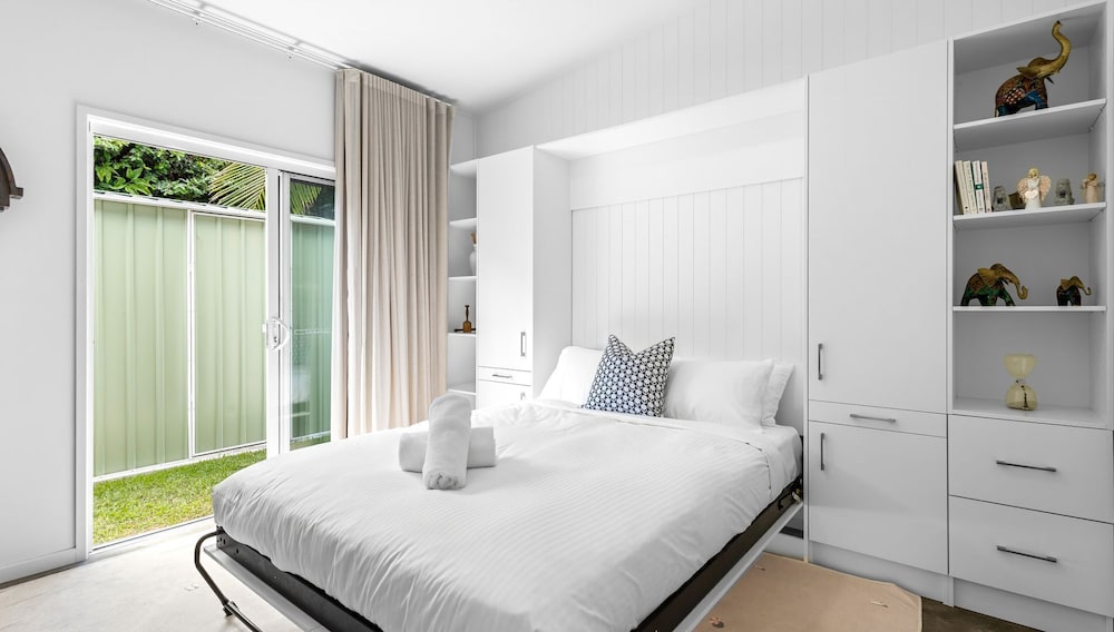 Barra Luxe Beach House - Coolum Beach