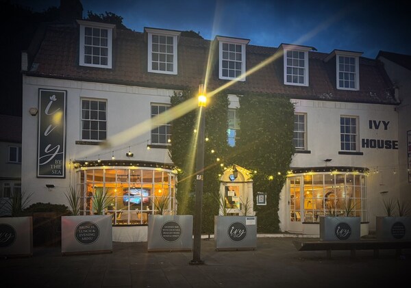 Ivy By The Sea - Scarborough