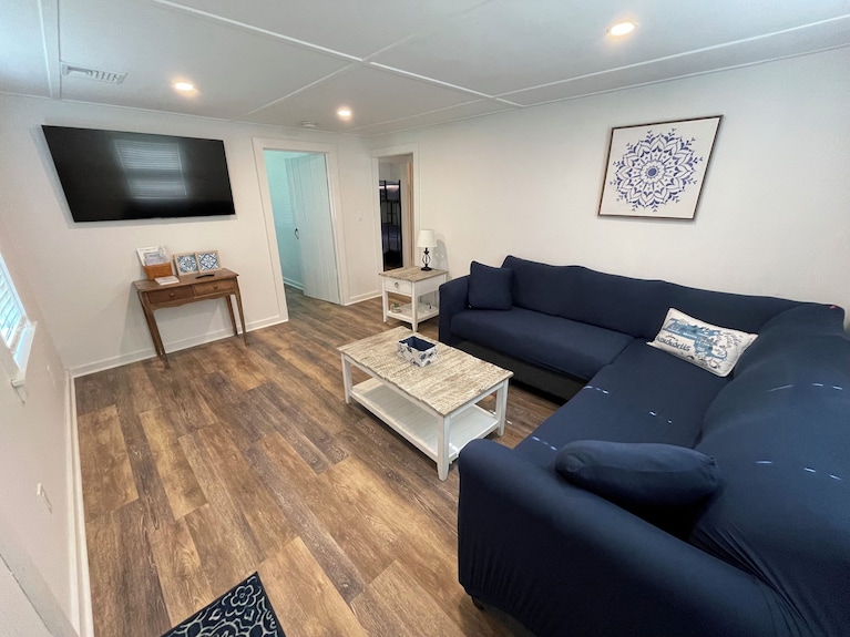 Lovely Cape Cottage 2 Bedroom With Private Beach And Central Air. - Dennis, MA