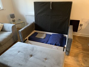 2 quartos, ferros/tábuas de passar roupa, Wi-Fi de cortesia