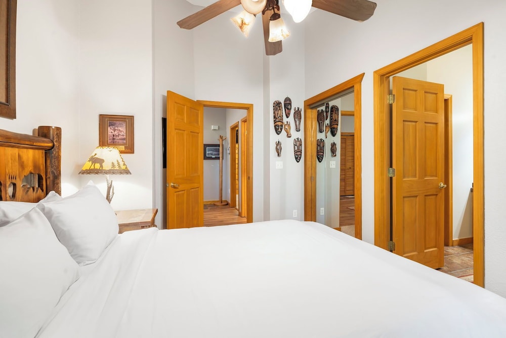 2 Queen Br Cozy Walk-in Log Cabin Close To Branson Entertainment - Table Rock Lake