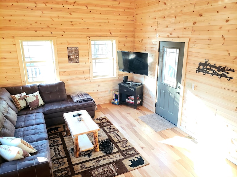 King Of Hearts. Secluded Hocking Hills Cabin! - Hocking County, OH