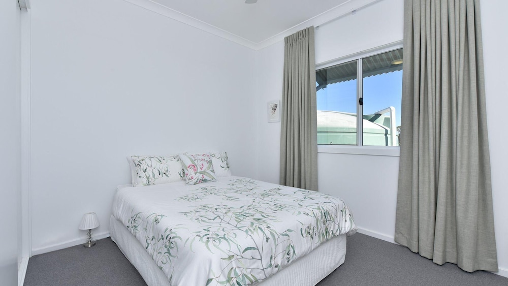 Kinloch Cottage Stunning (Renovated To New) On Daisy Hill Vineyard - Pokolbin