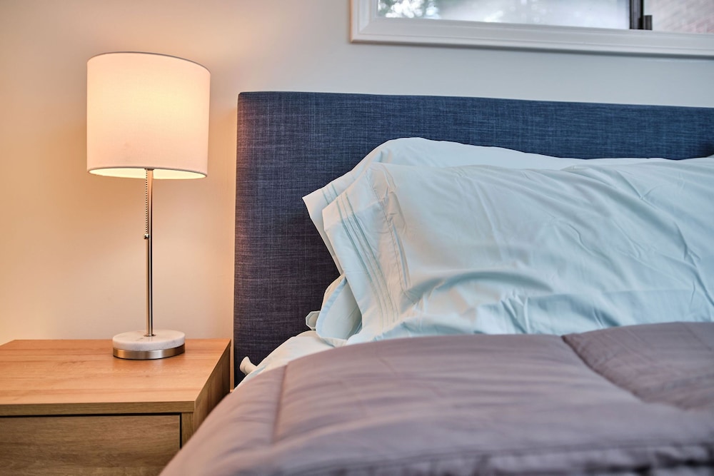 {Uptown Paradise} Condo With A View - Charlotte, NC