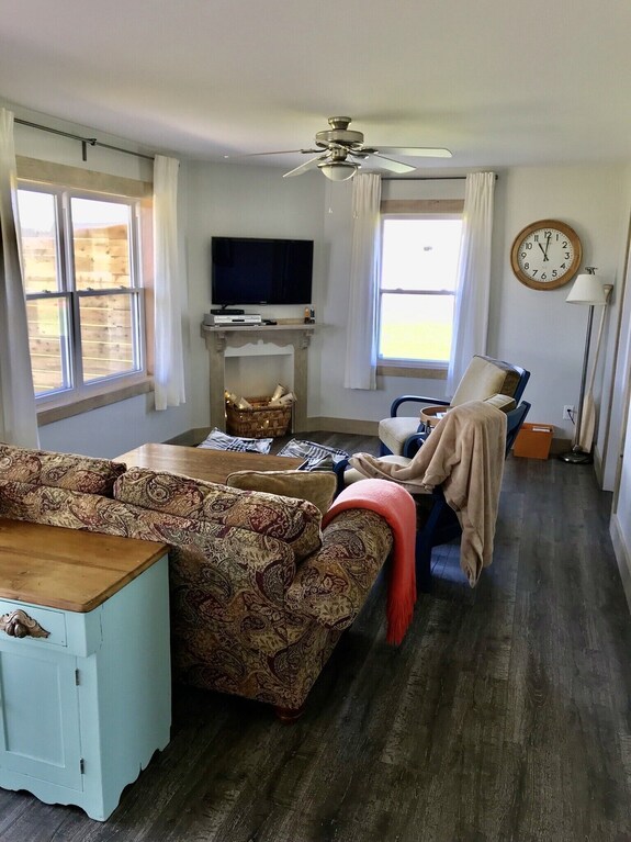 The Cottage Is Perfect For Your Pei Beach Vacation, Made For Families, Sleeps 6. - Prince Edward Island