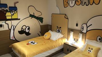 Share Concept Twin - Wageulwageul Omuktang Room | Secretária, secretária adequada para computadores portáteis