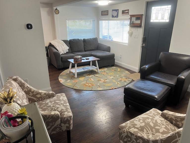 Terrific Value. Location, Comfort, Great Price! All You Need - Kelly Park, Apopka