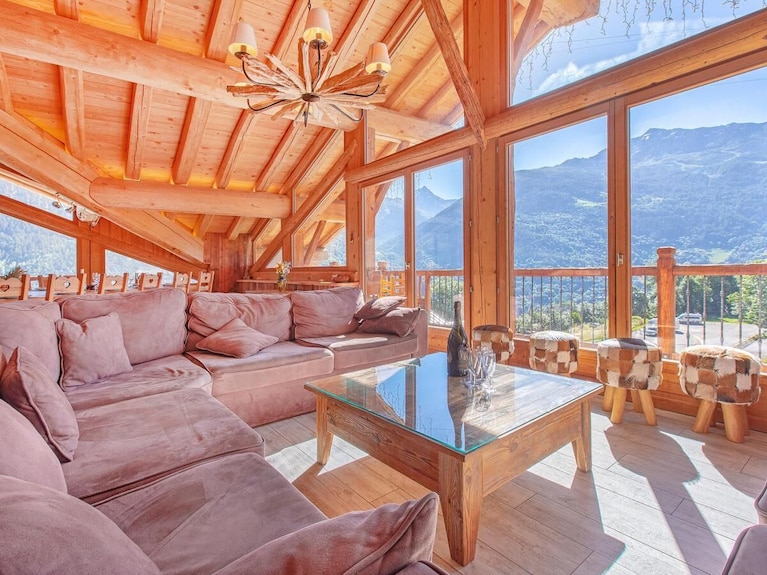 Chalet, Ski-in/ski-out & Foot Of The Slopes, Sauna, Balcony, Fireplace Or Stove, Parking, Tv - Savoie