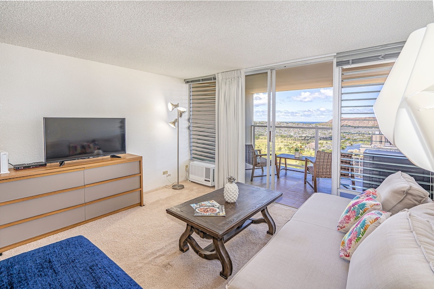 Ocean & Diamond Head Views Condo At Island Colony W/building Amenities - 檀香山