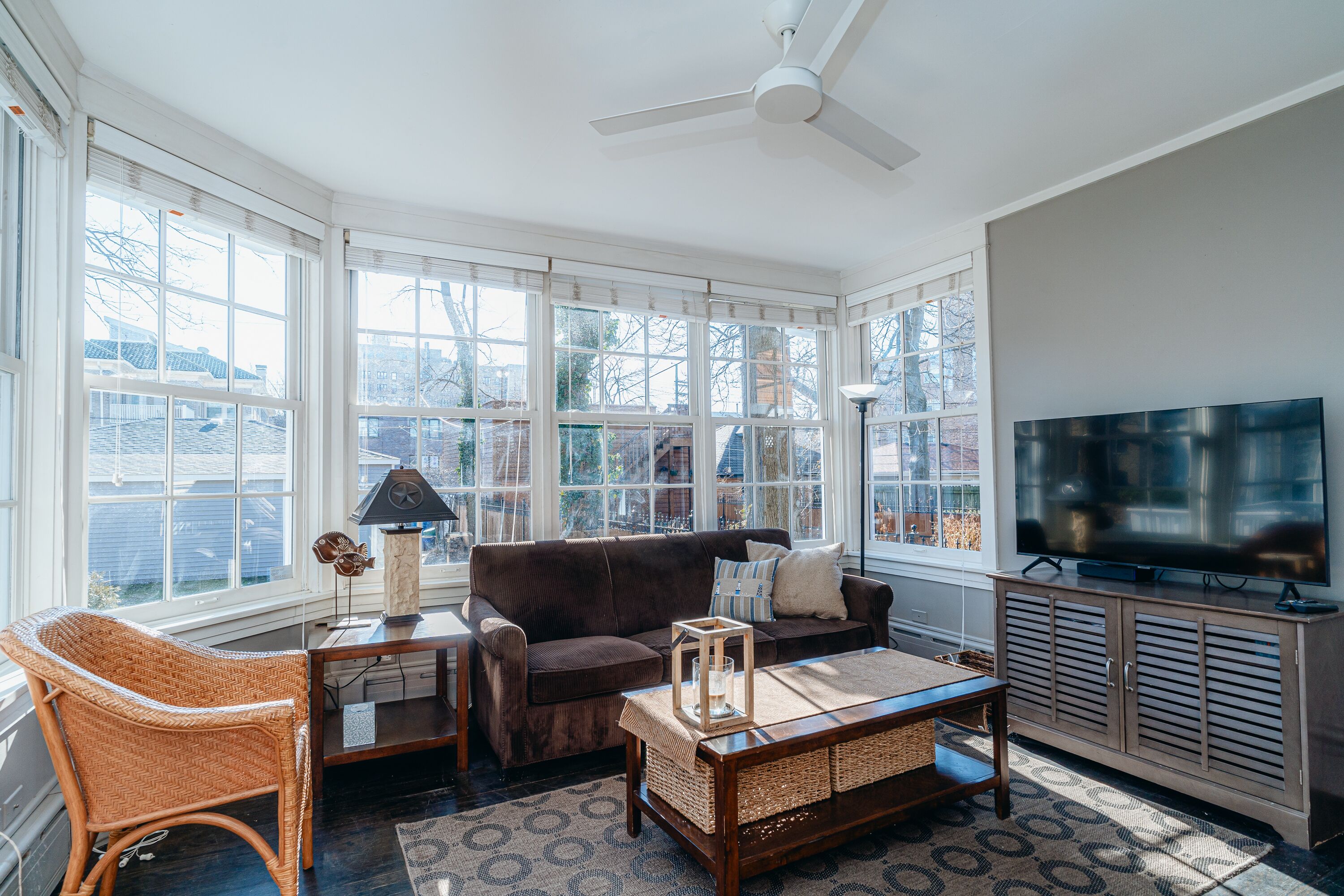 Only Urban Beach House In Chicago - Chicago