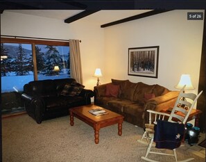 Perfect Steamboat Condo. Pool, hot tubs and 1/4 mile walk or shuttle to ...