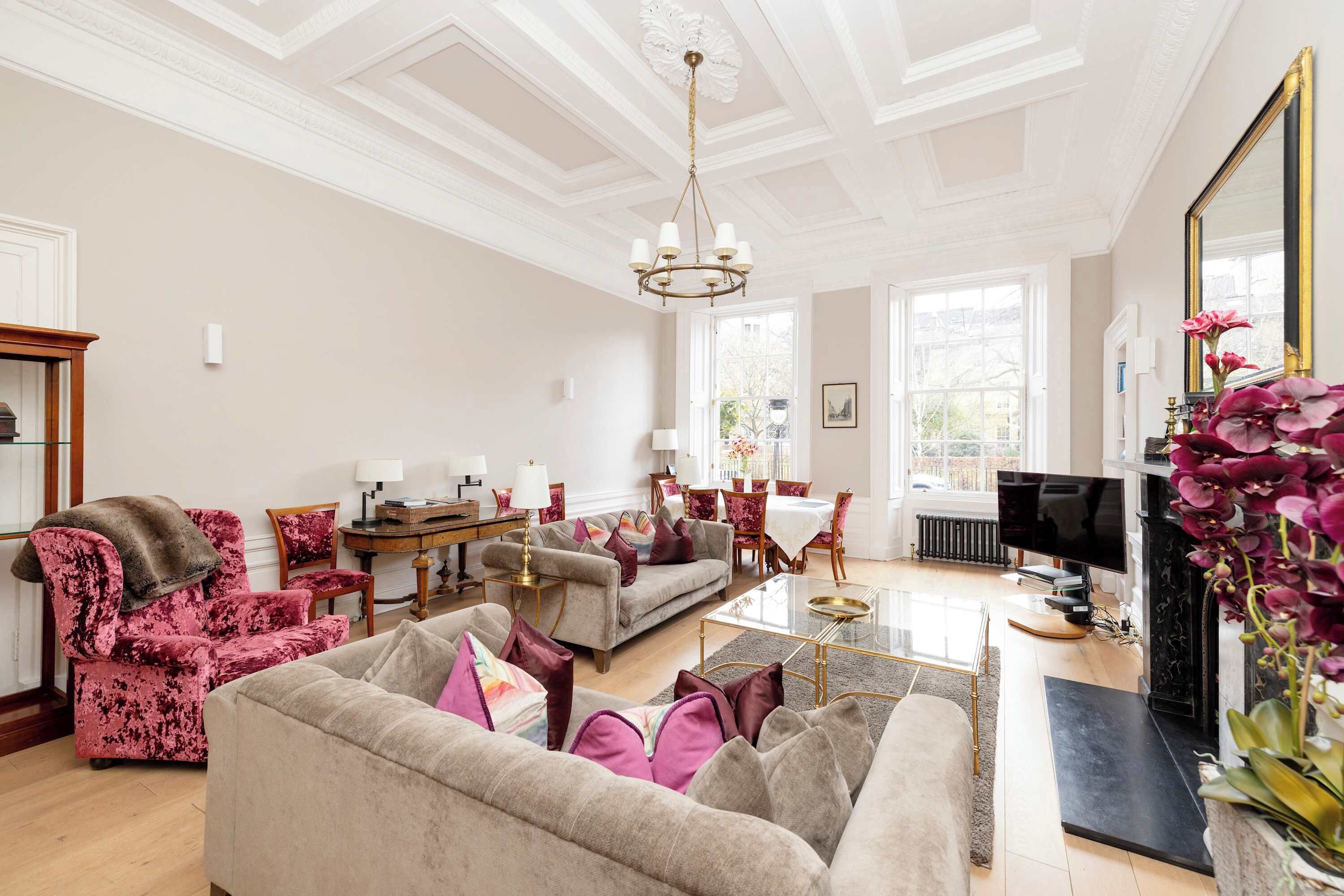 Ultra Luxe Home Near Princes Street - Edinburgh