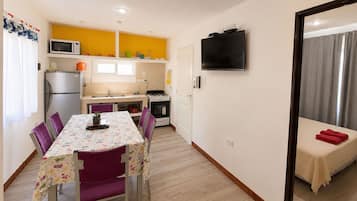 Condo, 2 quartos, para fumantes, sacada | Sala de jantar