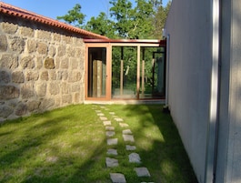 Quarto, 1 quarto, acessível, fumadores | Terrenos do alojamento