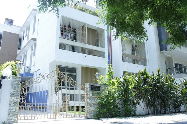 客房 - 位于新德里Neeti Bagh的枫木客房， 这是一个精品客房 - 房间2 - 德里