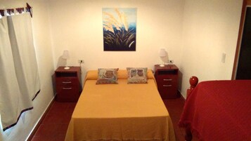 Apartamento em Condomínio Fechado, 1 quarto, fumadores, varanda | 1 quarto, Wi-fi