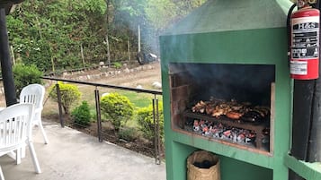 Cabana, 1 quarto, para fumantes, sacada | Área para churrasco/piquenique
