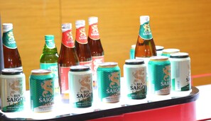 Dormitório compartilhado, 2 quartos, acessível, para fumantes | Alimentação e bebidas