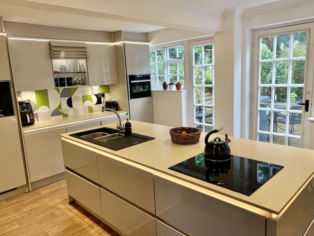 Stylish Central House Next To Warwick Castle - Royal Leamington Spa