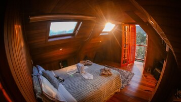 Suíte presidencial, 1 cama Queen | Individualmente decorados, individualmente mobiliados, Wi-Fi de cortesia