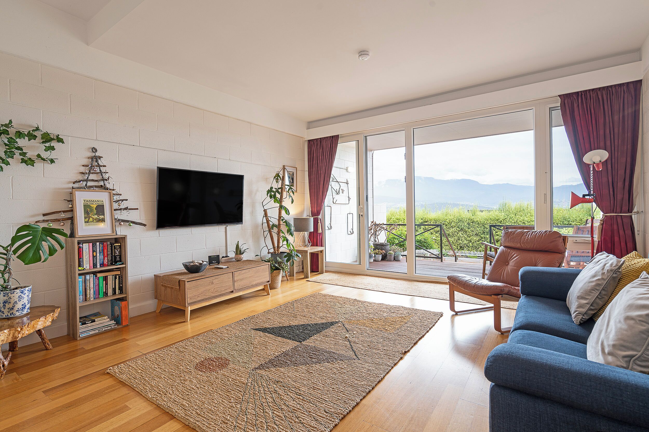 Eastern Shore Escape Panoramic Modern Comforts - Hobart