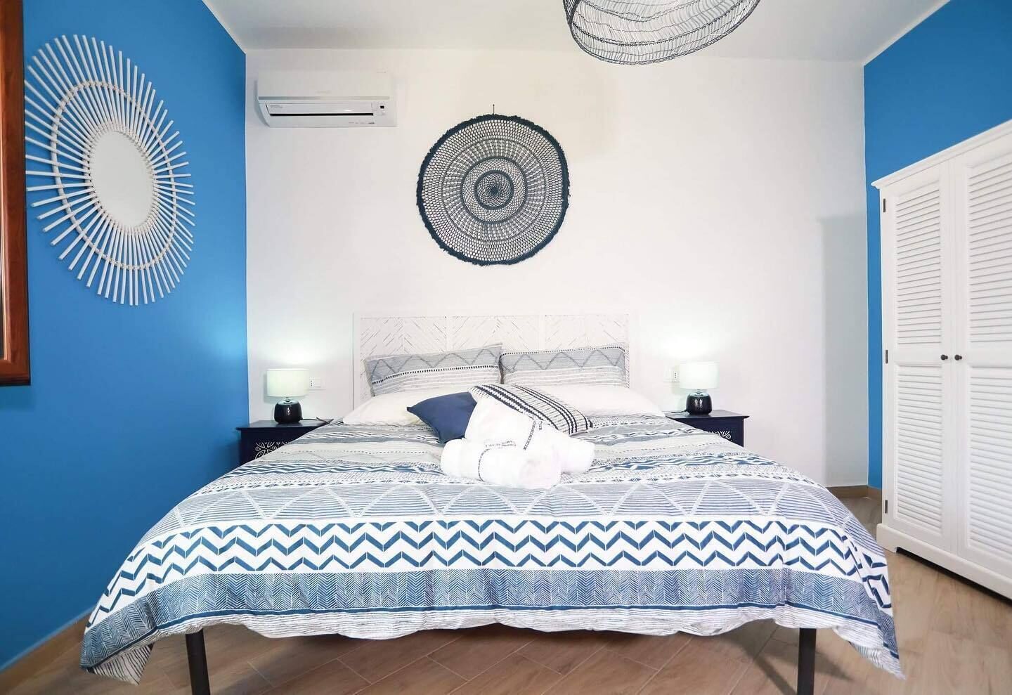 Quarto casal luxo, vista para o mar (Enea) | Frigobar, individualmente decorados, individualmente mobiliados