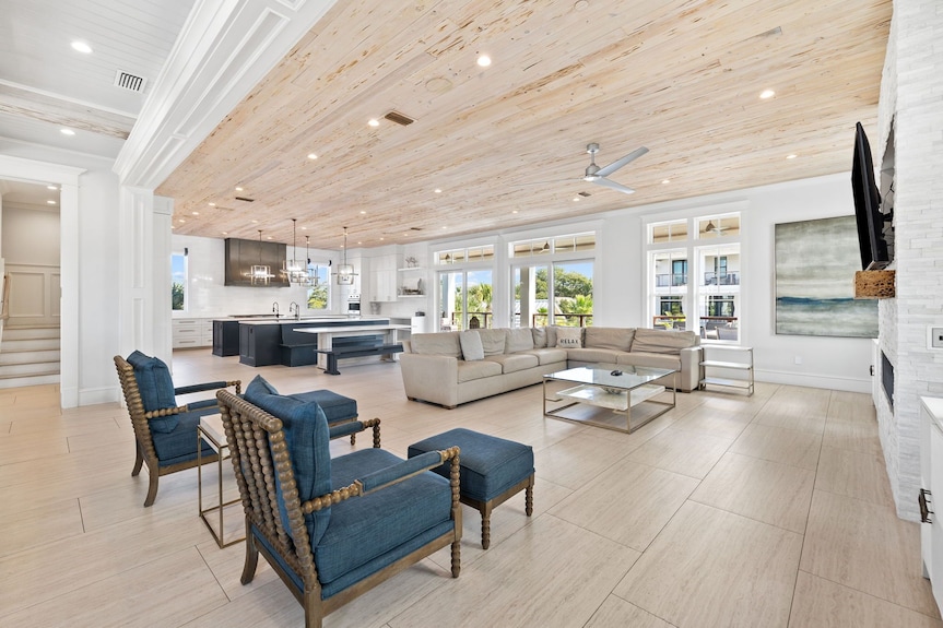 Coastal Seaclusion|easy Beach Access|private Resort Style Pool - Destin