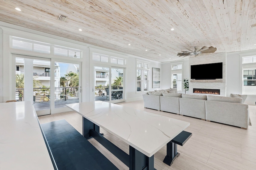 Coastal Seaclusion|easy Beach Access|private Resort Style Pool - Destin, FL