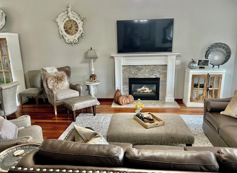 Enchanting 3 Br, Minutes From Winerys, Snow Sking, Exhilarating Rafting Tours. - メドフォード, OR